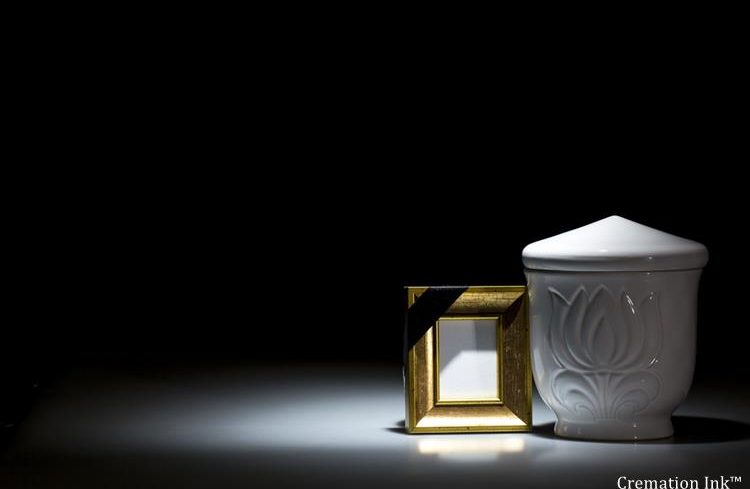 Ashes Tattoo | Tattooing with Cremation Ashes